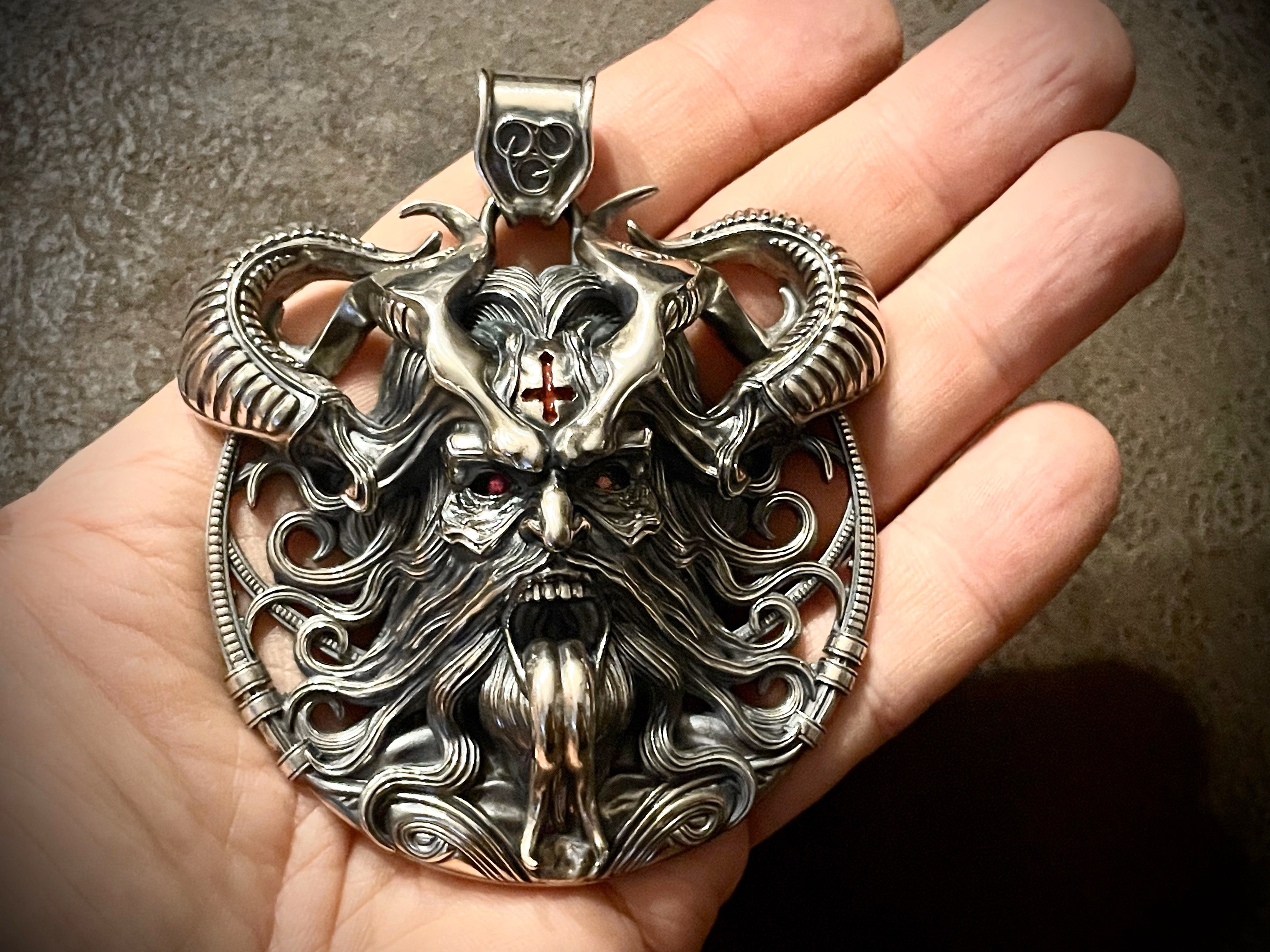 Limited Edition “Banished by Sin" Devil's Amulet – Mortis Ores