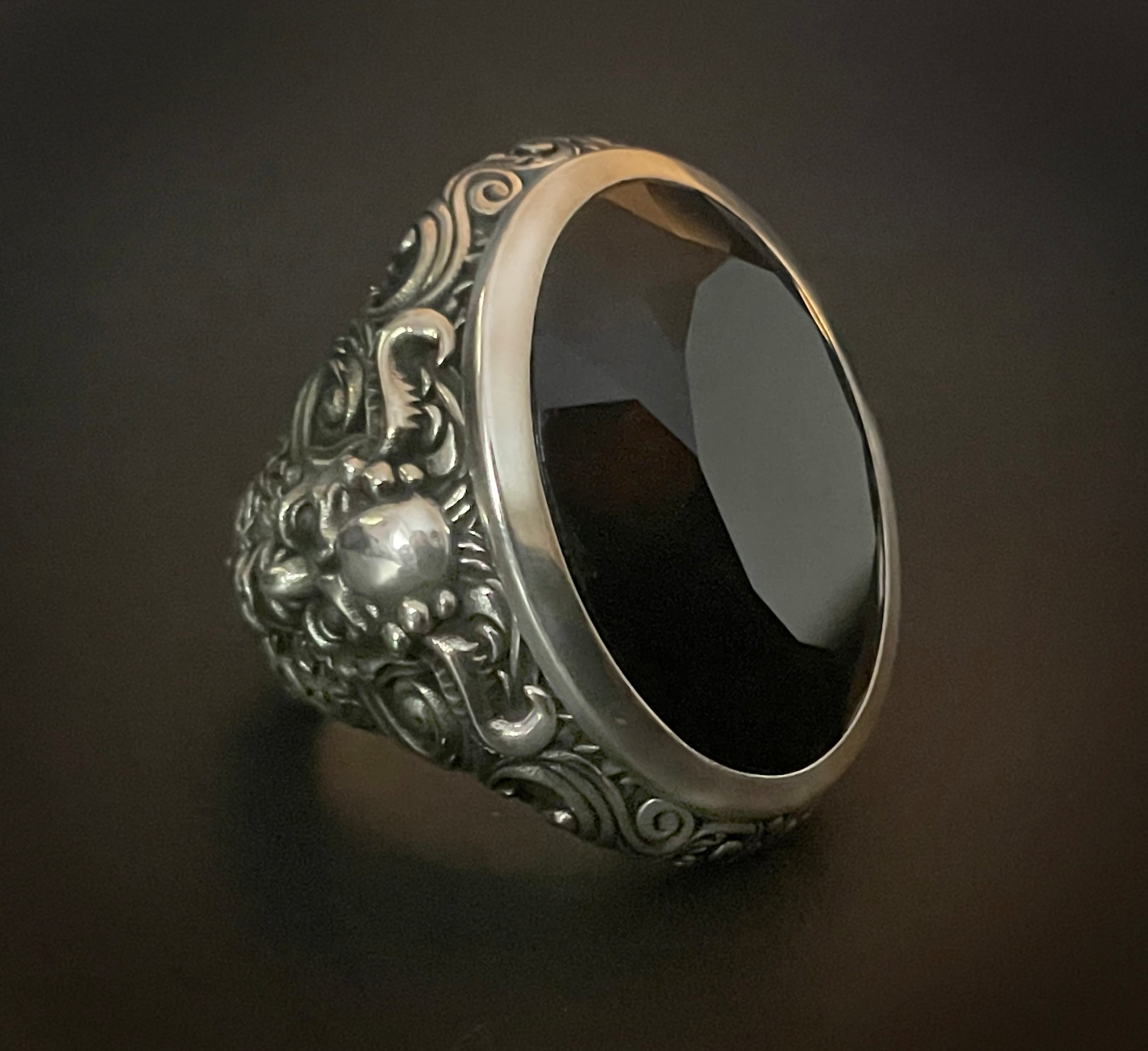 Devil's Dark Soul Ring – Mortis Ores